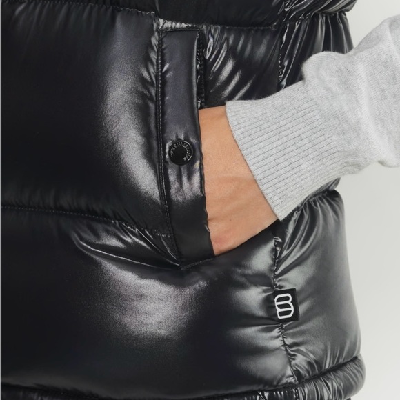 Aritzia | Jackets & Coats | Nwt Aritzia The Superpuff Vest Black High ...